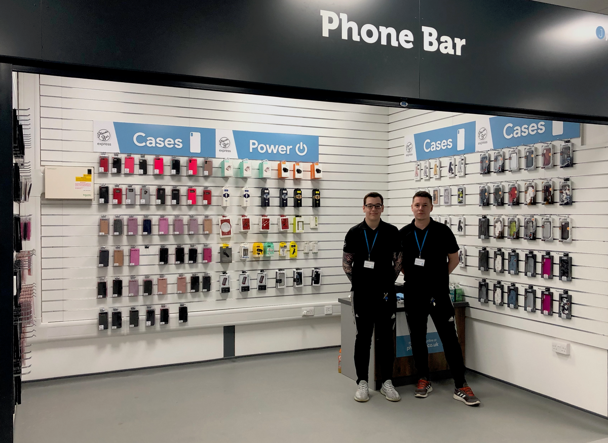 New Store Opening: Express – Phone Bar